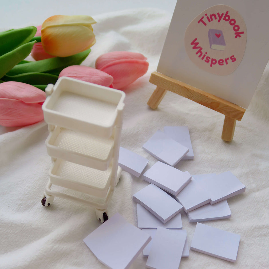 Tinybook Whispers | Explore the world of mini books! 📚